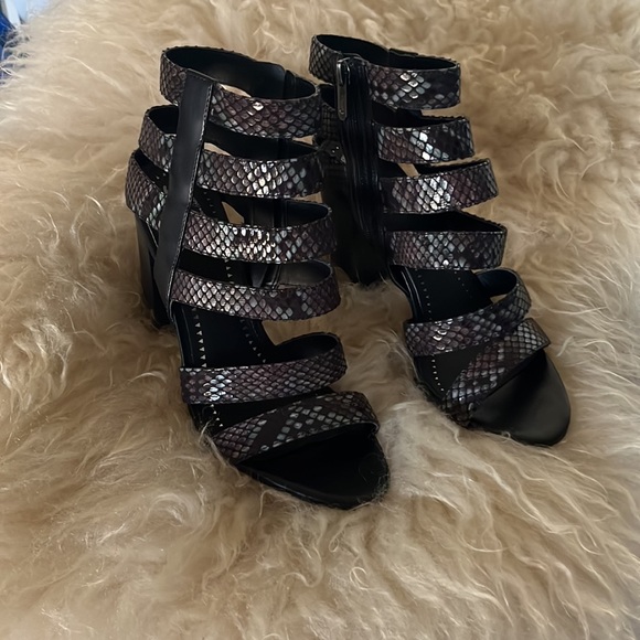 Circus by Sam Edelman | Shoes | Sam Edelman Circus Chunky Sandal Heels ...